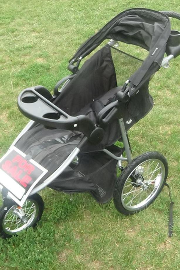 baby stroller | Classifieds for Jobs, Rentals, Cars, Furniture and Free Stuff